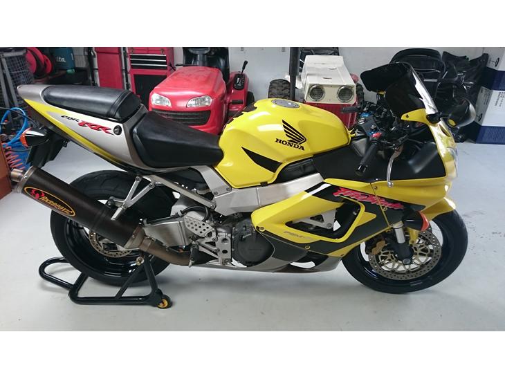 Honda cbr 929 rr - 2003 - Det er en model 2001 men er f...