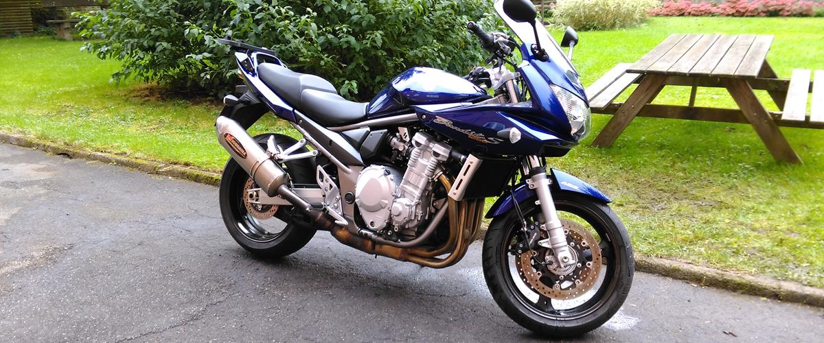 Suzuki GSF Bandit 1250 SA ABS - 2010 - Vægt: Dry Weight 236 kg / 520...