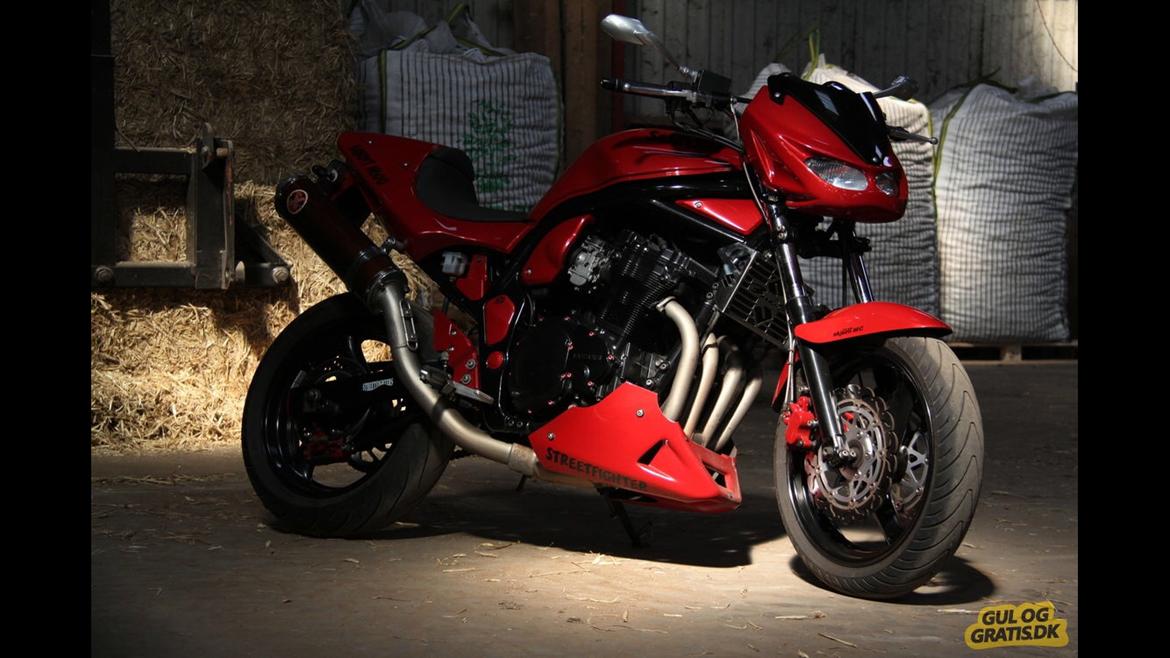 Suzuki Gsf Bandit n600 - Billeder af mc-er - Uploaded af Michael J