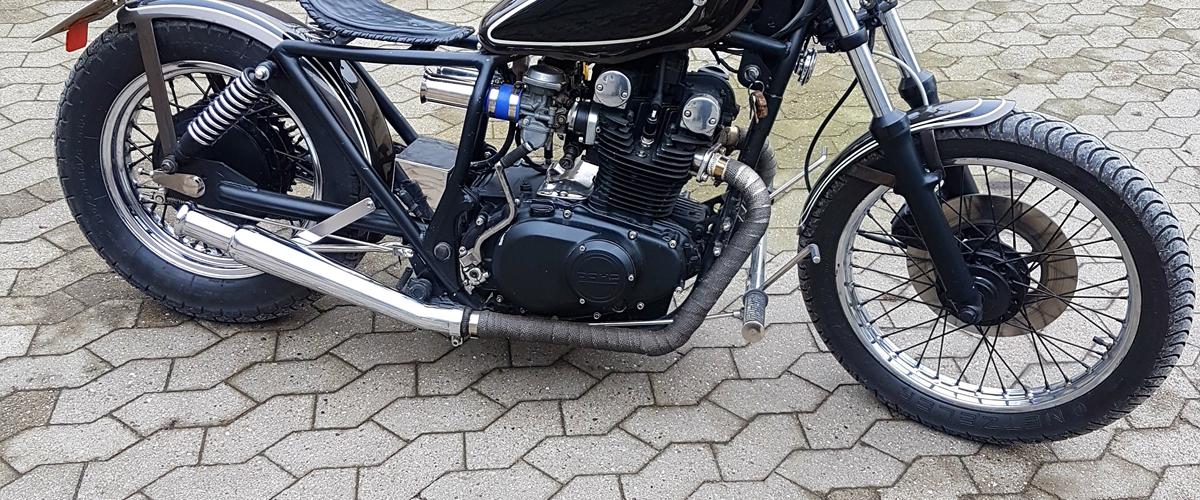 Suzuki GS 400 - 1977