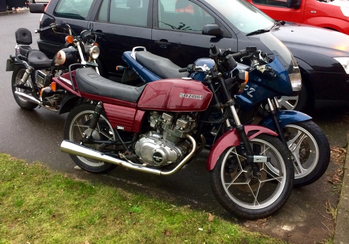 Suzuki Gsx250e " caferacer"*solgt* - Billeder af mc-er - Uploaded af HondaV