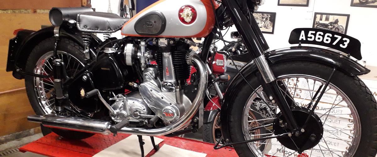 BSA M33 - 1954 - Denne vidunderlige cykel har ...