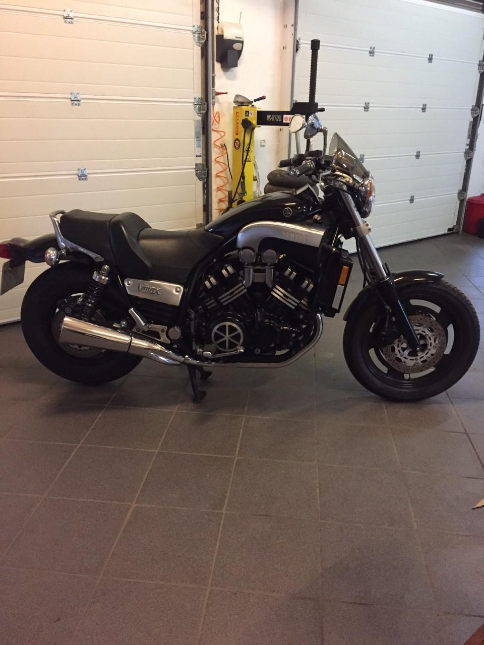 Yamaha V-max 1200 - Billeder af mc-er - Uploaded af Frø