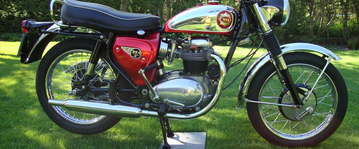 BSA Lightning Rocket USA model - 1964 - Cyklen er købt som et vrag og...