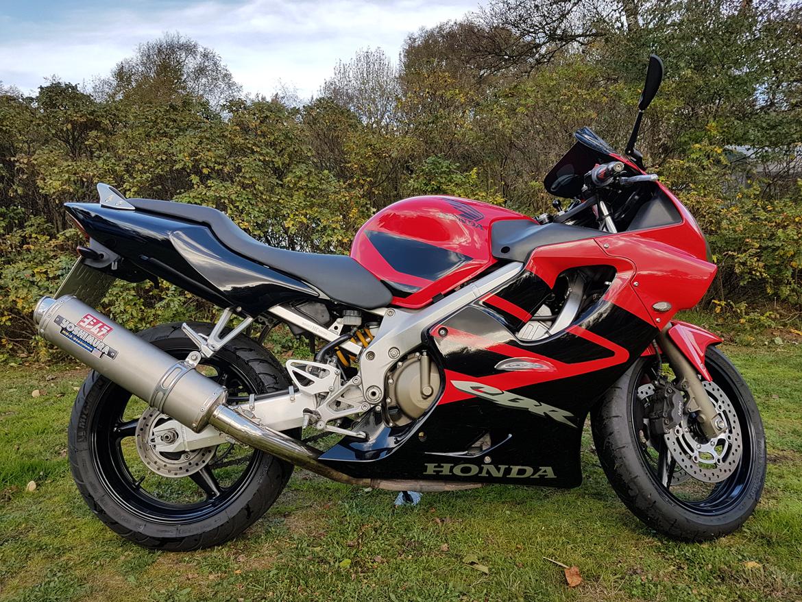 Honda CBR 600 f4i - Billeder af mc-er - Uploaded af Jane K