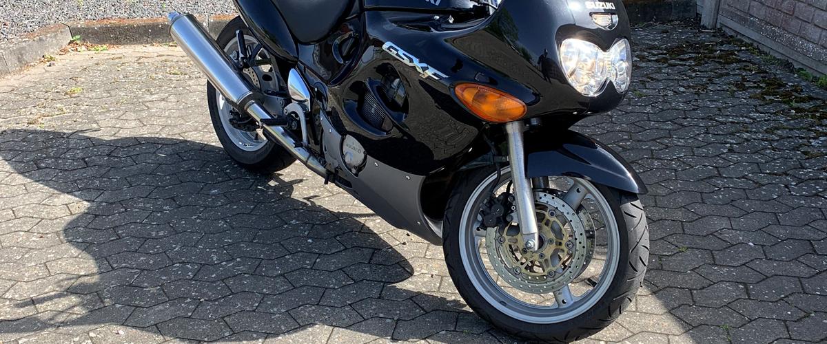 Suzuki Gsx600F (kone mc) - 2000 - Har købt denne skønhed den 22...