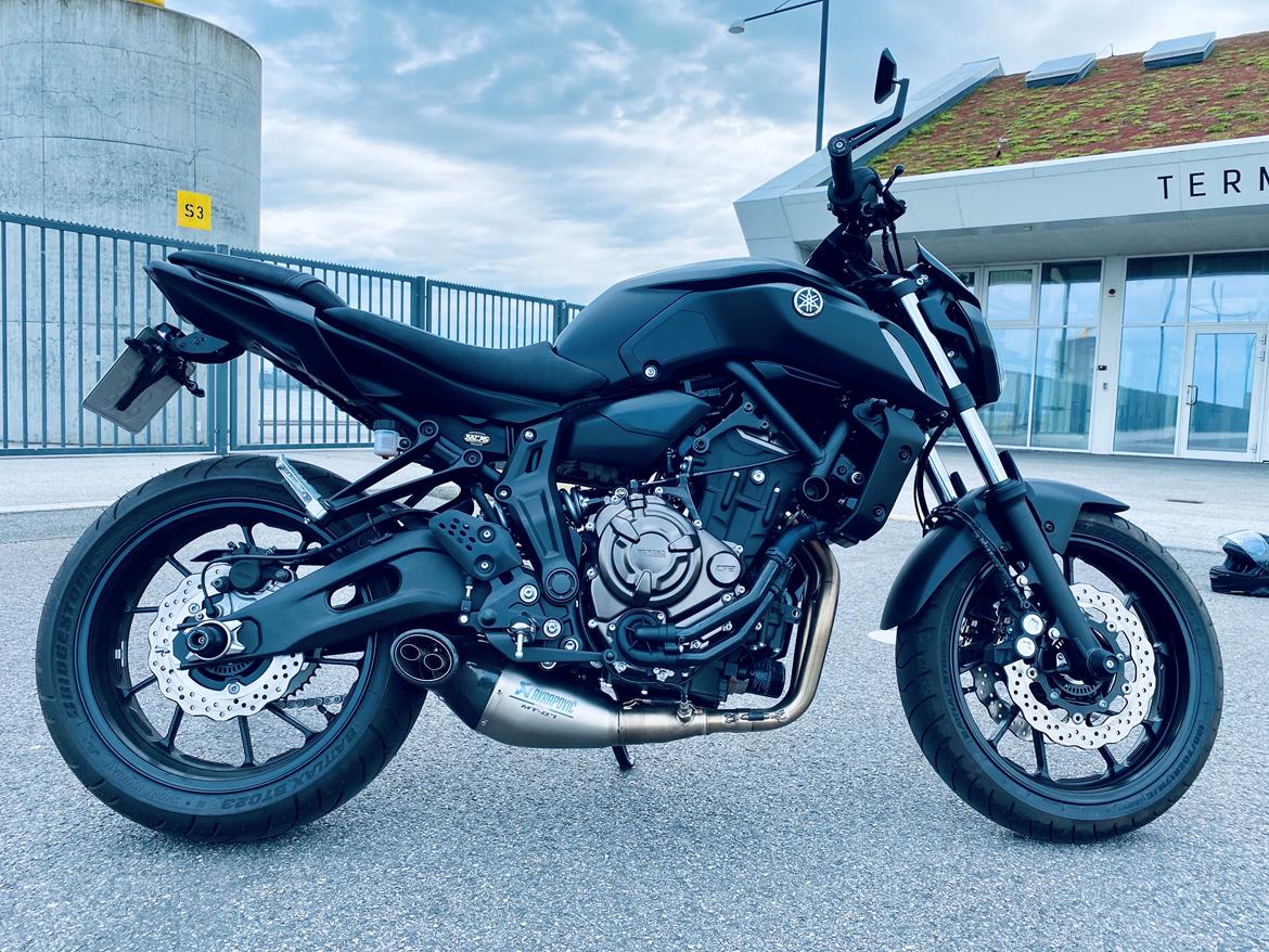 Yamaha MT-07 "Tech Black" - Billeder af mc-er - Uploaded af Nicolai R