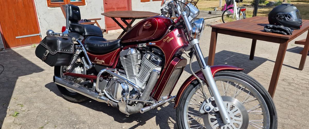 Suzuki Intruder VS800 - 1995 - Suzuki VS 800 Intruder-modell...