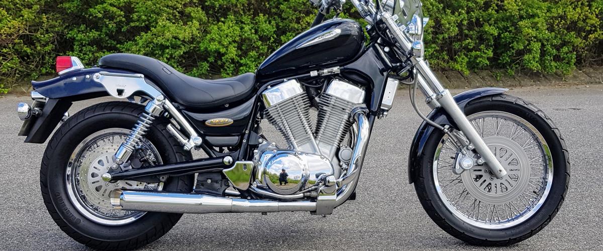 Suzuki Intruder VS1400 - 1997 - Suzuki VS 1400 Intruder model...