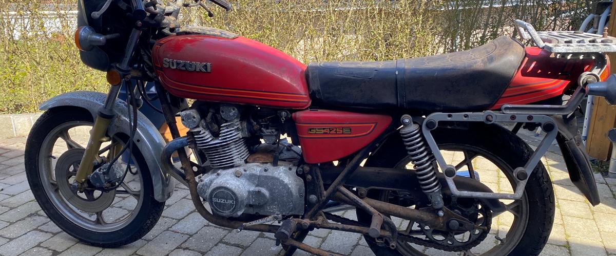 Suzuki GS425E - 1979 - Det kommer flere billeder, nå...