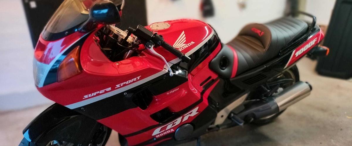 Honda CBR 1000 F - 1992 - En dejlig ældre dame ... med ...