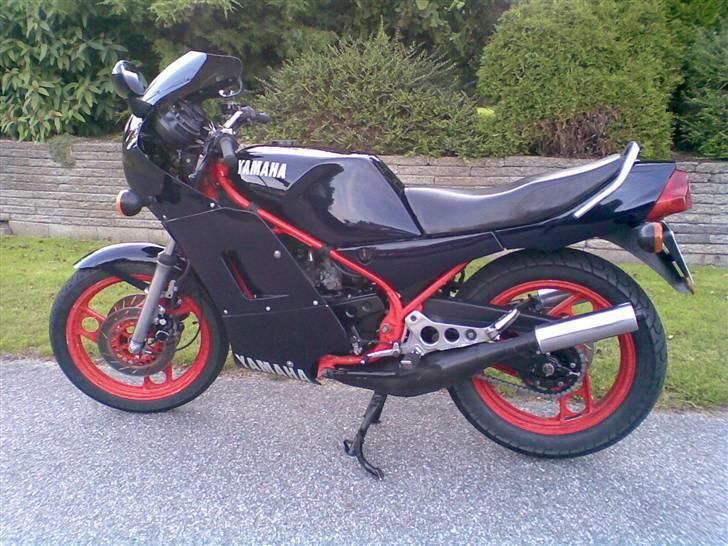 Yamaha RD 350 LC YPVS - Billeder af mc-er - Uploaded af Klaus J