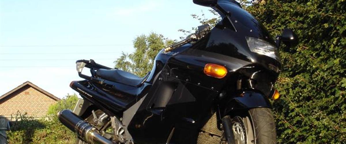 Kawasaki ZZR1100 SOLGT - 1992 - Mekaniker jeg bruger Bo`s mc ...