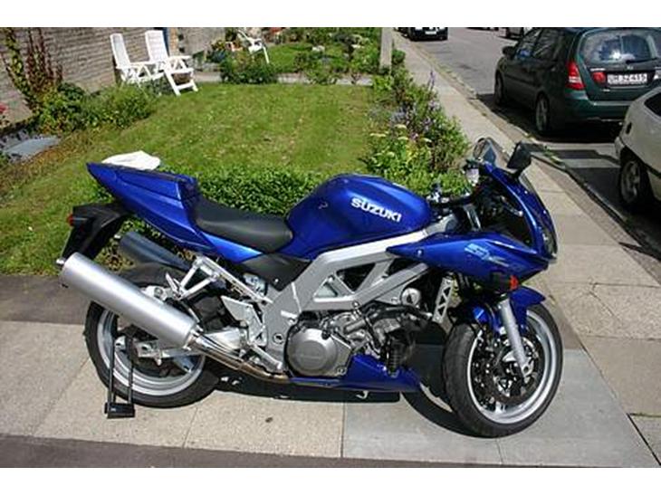 Suzuki SV1000S - 2003 - ca. 14.000 km på uret, og det...