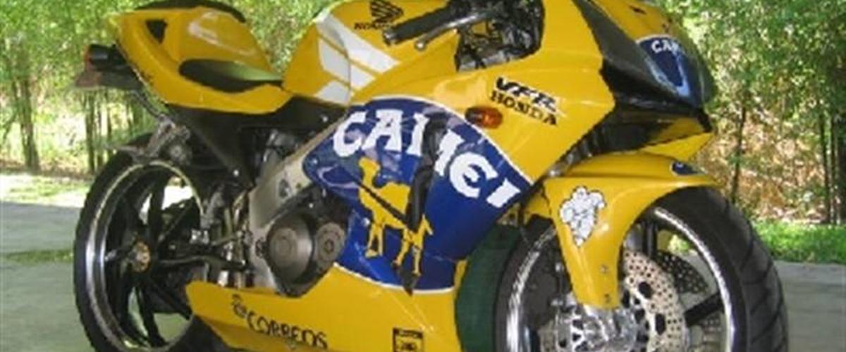 Honda VFR 400R - 1995 - Det er første gang i mit liv ...