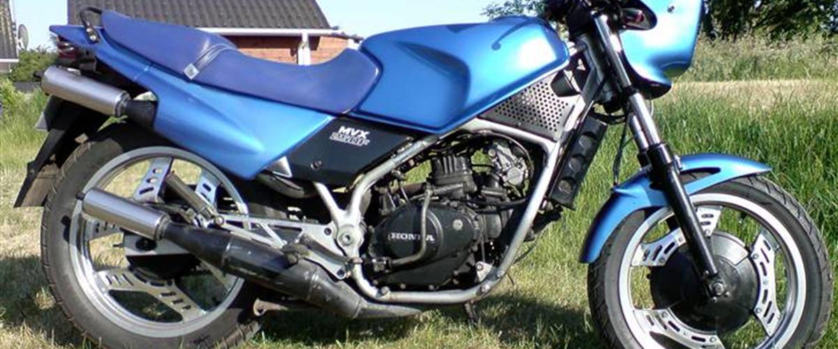 Honda MVX 250F - 1986 - Har lige købt den så den skal...