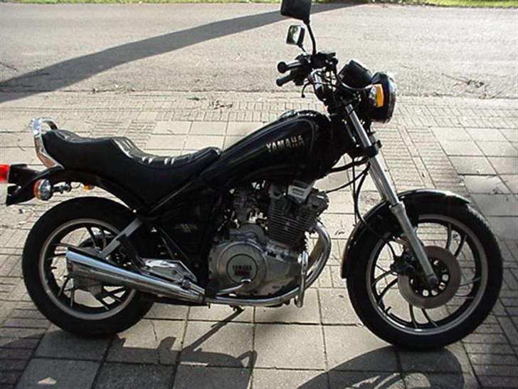 Yamaha xs400k maxim - Billeder af mc-er - Uploaded af Bossen