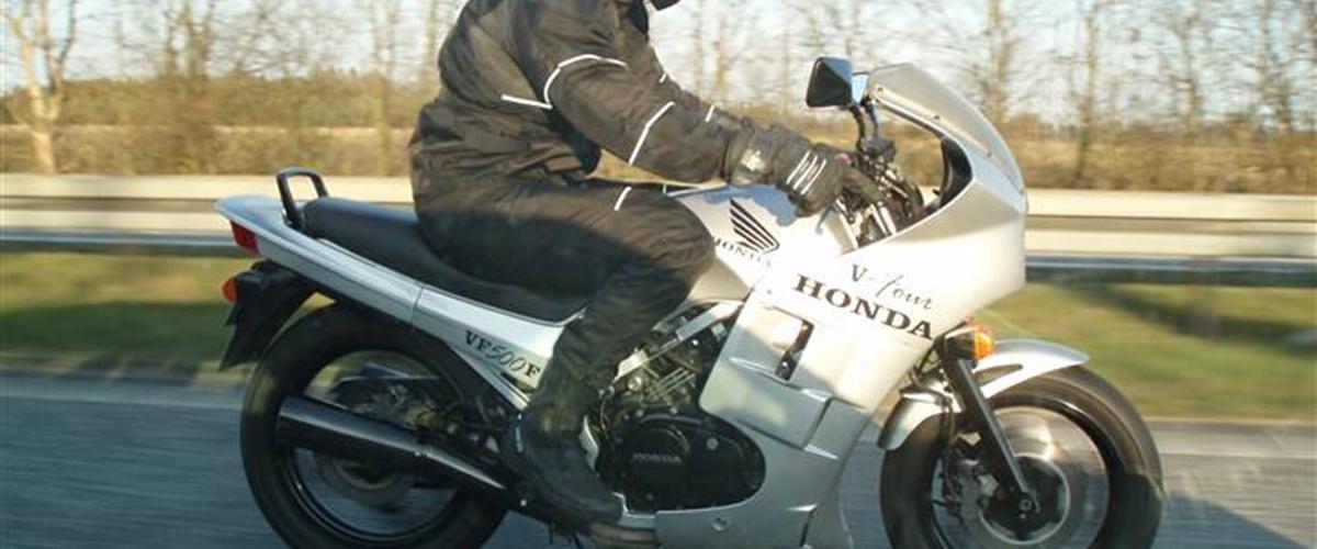 Honda VF500 F2 - 1988 - Vi har den som delecykel. Vor...