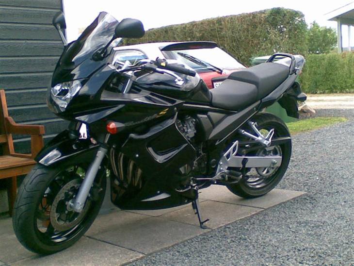 Suzuki GSF 650 S Bandit - 2005 - Min første MC som blev købt i...