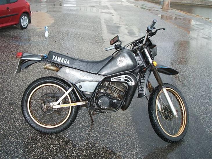 Yamaha DT 175 - 1992 - Købt den 27. Marts 2009 min f...