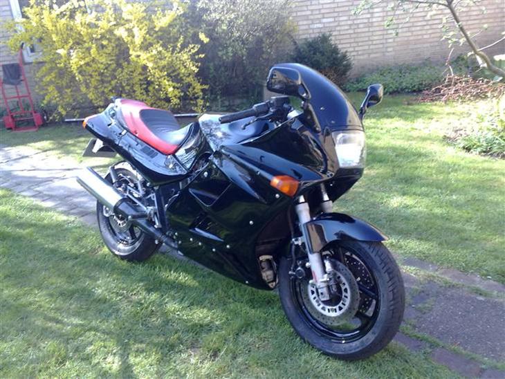 Kawasaki GPZ 1000 RX Solgt - 1987 - dejlig 80'er racer, med et de...
