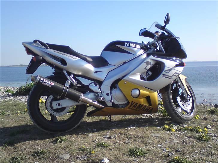 Yamaha yzf 600 R - thundercat - Billeder af mc-er - Uploaded af Vini K