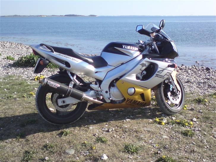 Yamaha yzf 600 R - thundercat - Billeder af mc-er - Uploaded af Vini K