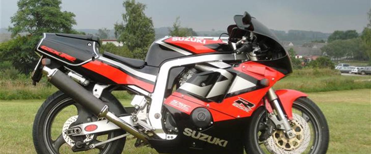 Suzuki GSX R 400 - 1992 - Står smukt i original lak.