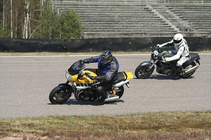 Yamaha XJR1200SP - Billeder af mc-er - Uploaded af Michael D