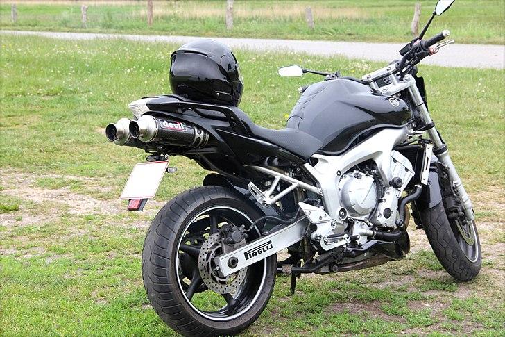 Yamaha Fz6 - Billeder af mc-er - Uploaded af An N