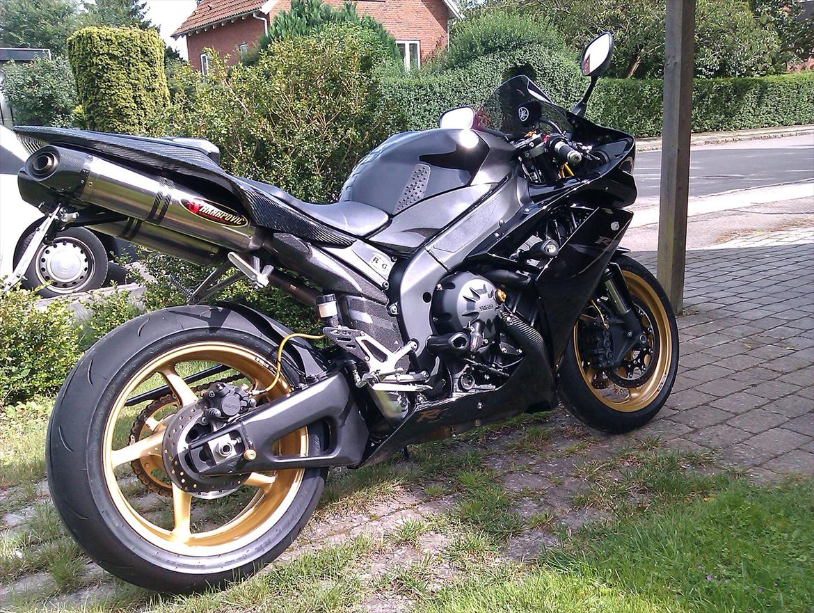 Yamaha R1 '07 - Billeder af mc-er - Uploaded af Olle P Yams' R