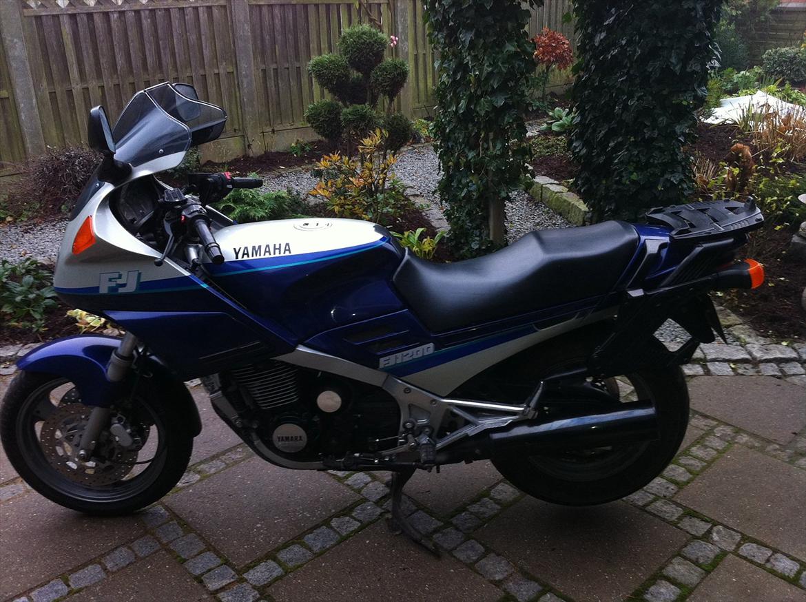 Yamaha FJ 1200 - Billeder af mc-er - Uploaded af Lars N