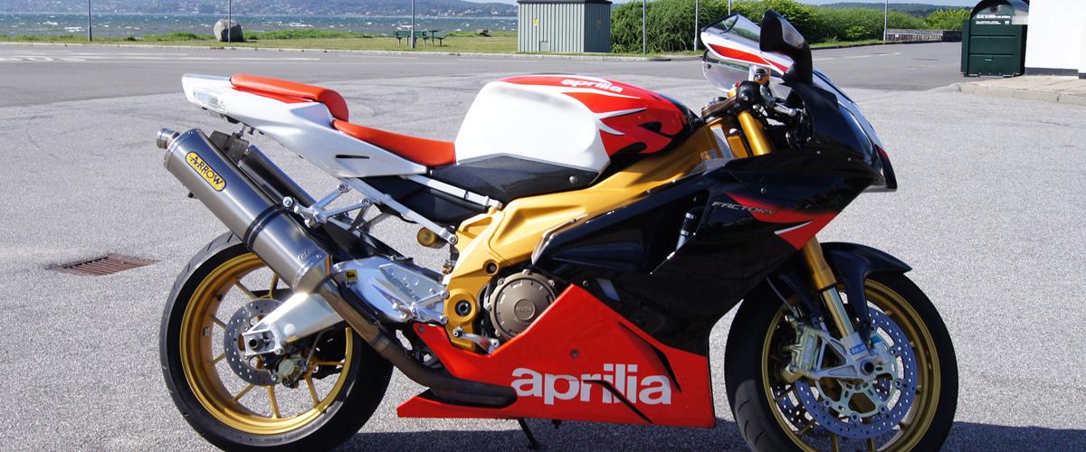 Aprilia RSVR Factory - 2007 - 185 kg. tørvægt :( øv...