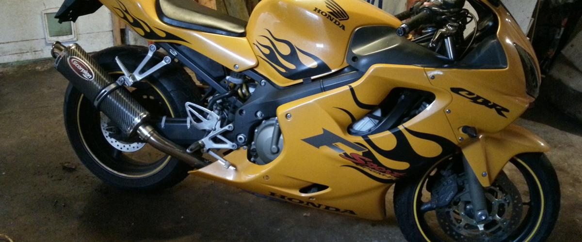 Honda CBR 600 F4i Sport - 2001 - Min første MC. Jeg har lige o...