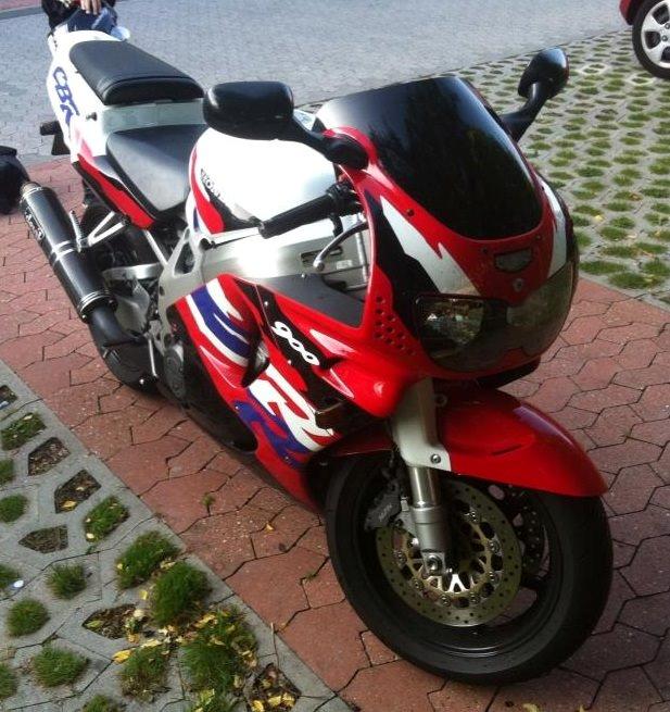 Honda CBR 900RR Fireblade (CBR 919RR) - Billeder af mc-er - Uploaded af ...