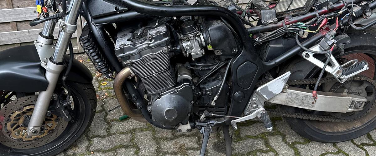 Gsf 1200 sælges i dele - kr. 1500 - brugte reservedele