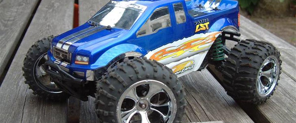 Off-Roader Team Losi mini LST - 2006 - En rigtig sjov bil. Alt i alt...