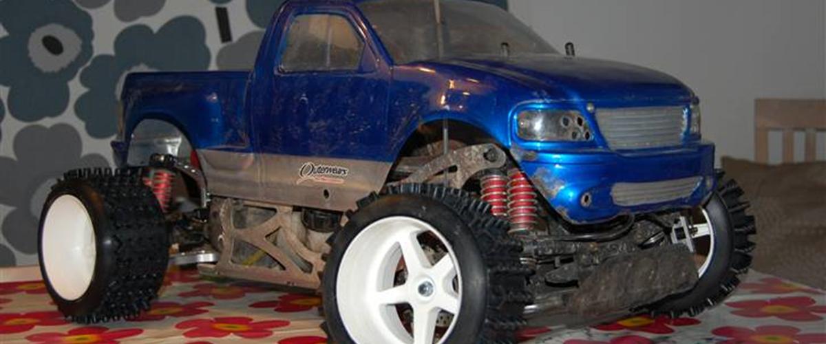 Off-Roader FG Monster truck - 2006 - En rigtig hyggebasher som jeg...