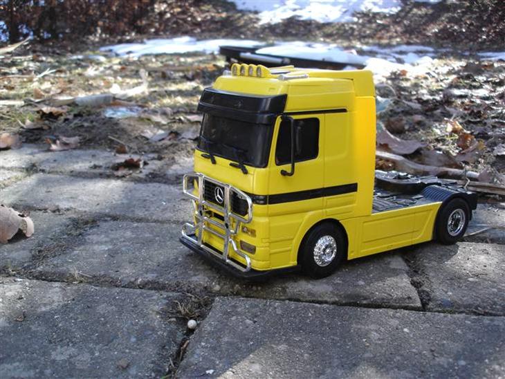 Lastbiler Mercedes actros - 2009 - Sjov lille kina lastbil som e...