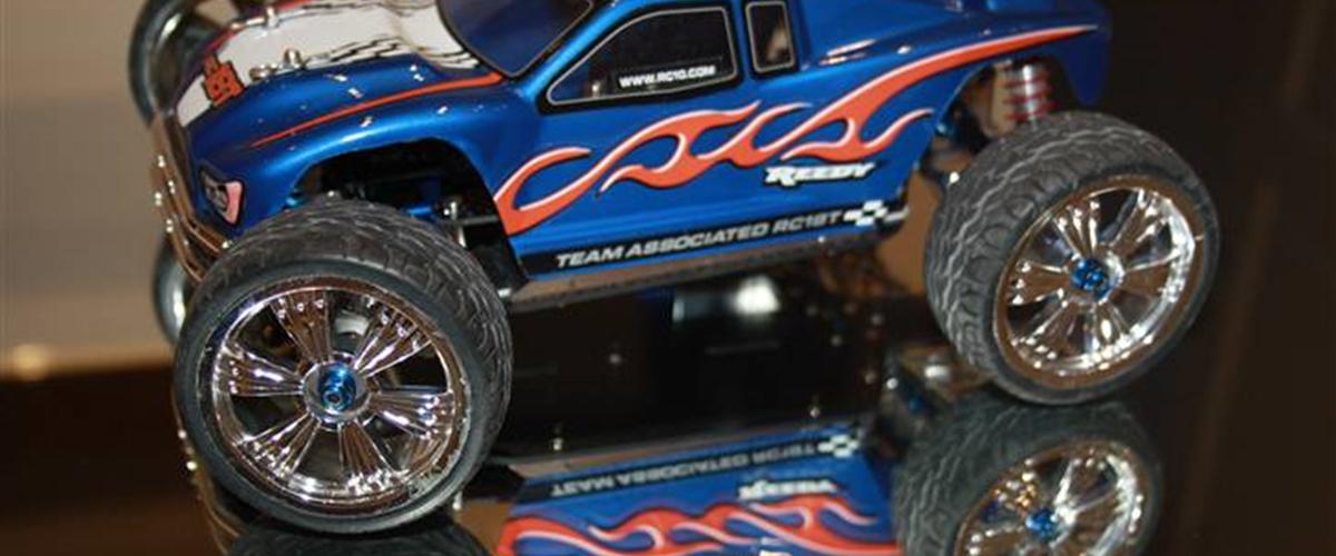 Off-Roader RC18T ALU/CARBON SOLGT - 2010 - bygget på en Team Associated ...