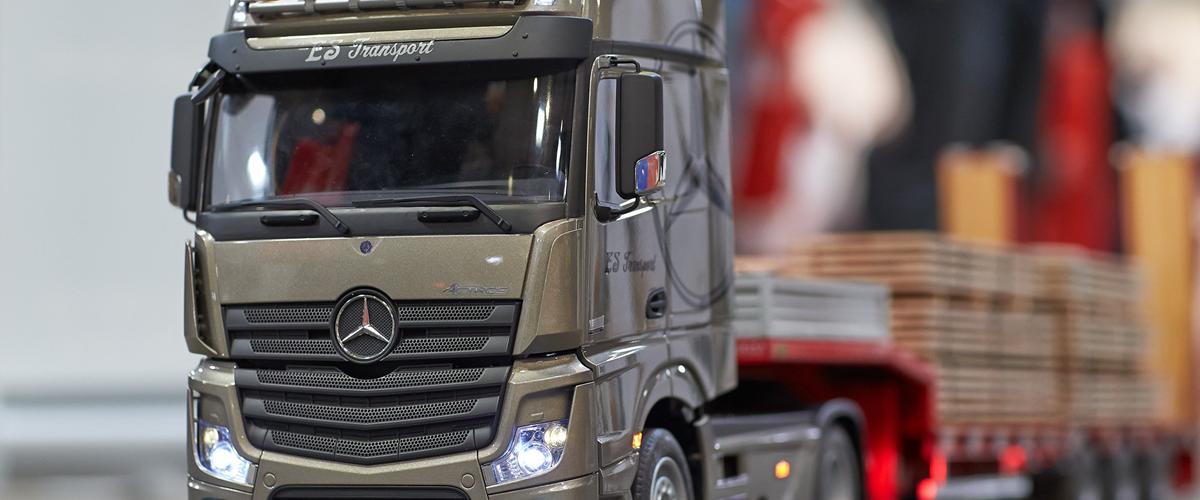 Lastbiler Mercedes Actros 1851 4x2 SOLGT - 2013 - Af kommende projekter ...