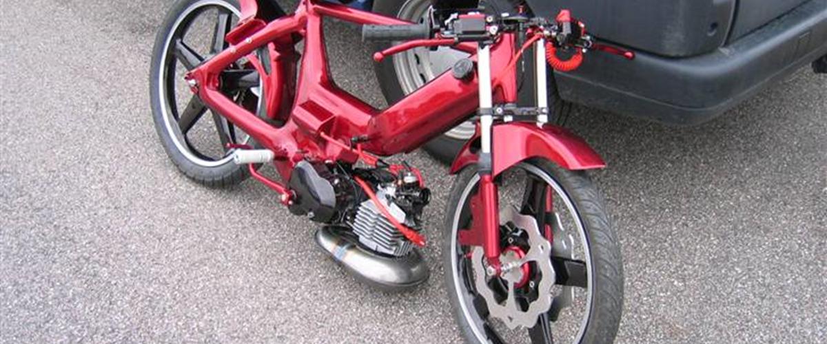 Puch Maxi candy apple red - 1987 - nu er mit projekt snart færdi...