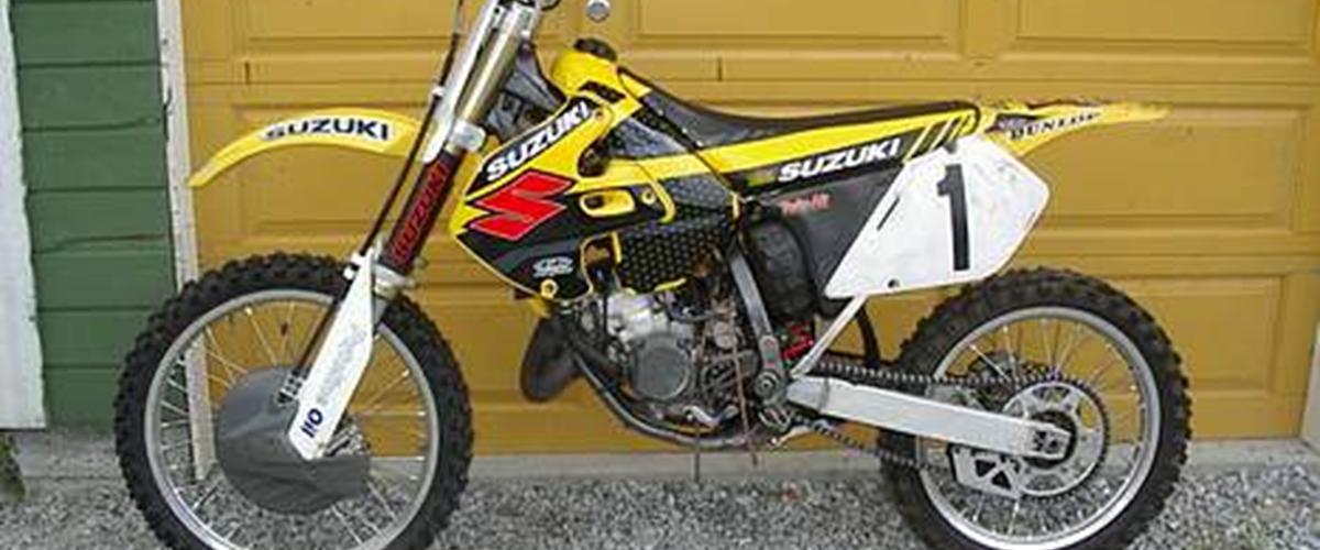 Suzuki Rm 125 - 2000 - God til å hoppe med! rå aks!