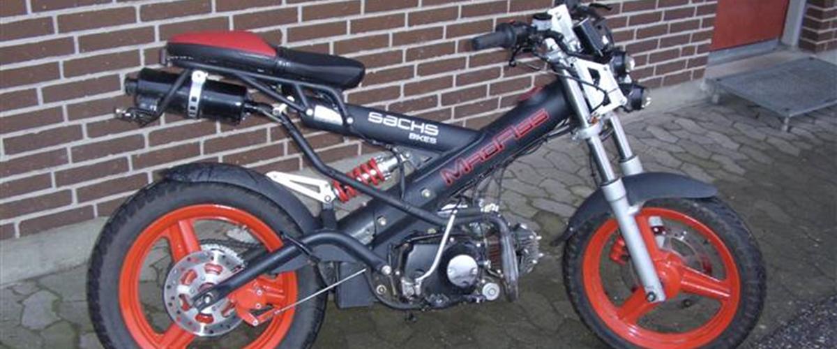 Sachs MADASS - 2004 - Starter skide godt og kører s...