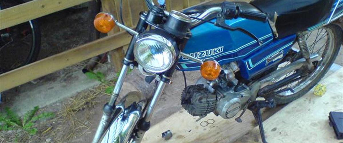 Suzuki DM50 Samurai - SOLGT - 1993 - Knallerten er et projekt. Jeg...