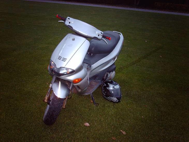 Gilera Runner lc dd byttet - 2001 - alt virker lys el-start osv ...