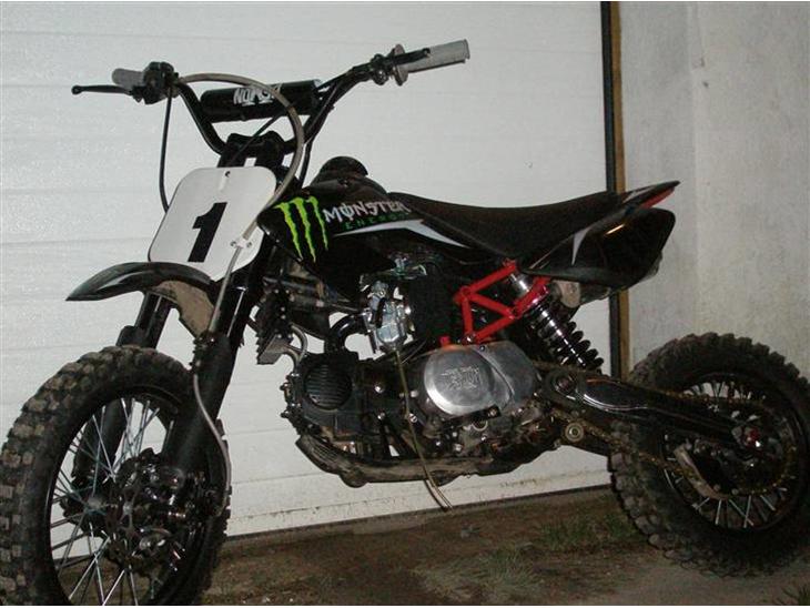 MiniBike Demon pit bike - 2007 - den køre satme godt sparker b...