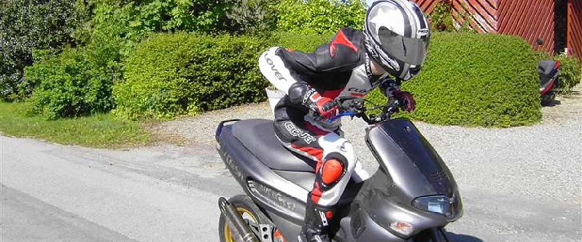 Gilera Runner TS LC DD - 2005 - Skjolde er kun sat løst på!