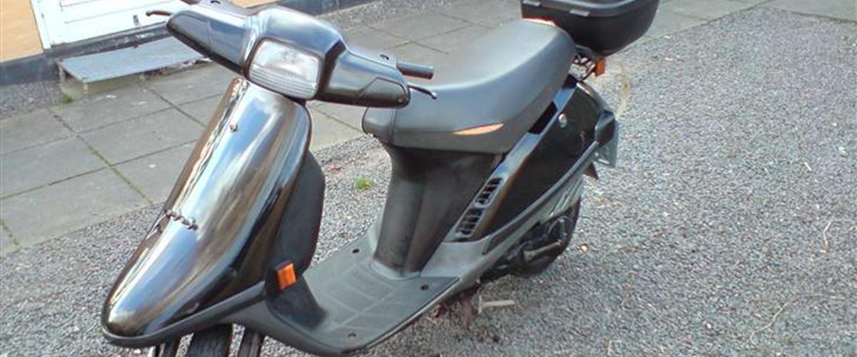 Honda vision (Solgt) - 1991 - God gammel scooter. Søger org...