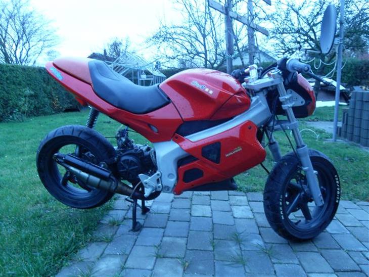 Gilera DNA LC DD SÆLGES 3500 kr - - Byttede min jog til dene Gile...